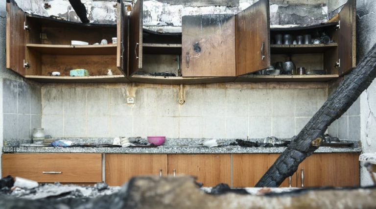 A Guide to Safety in the Kitchen - StaySafe.org