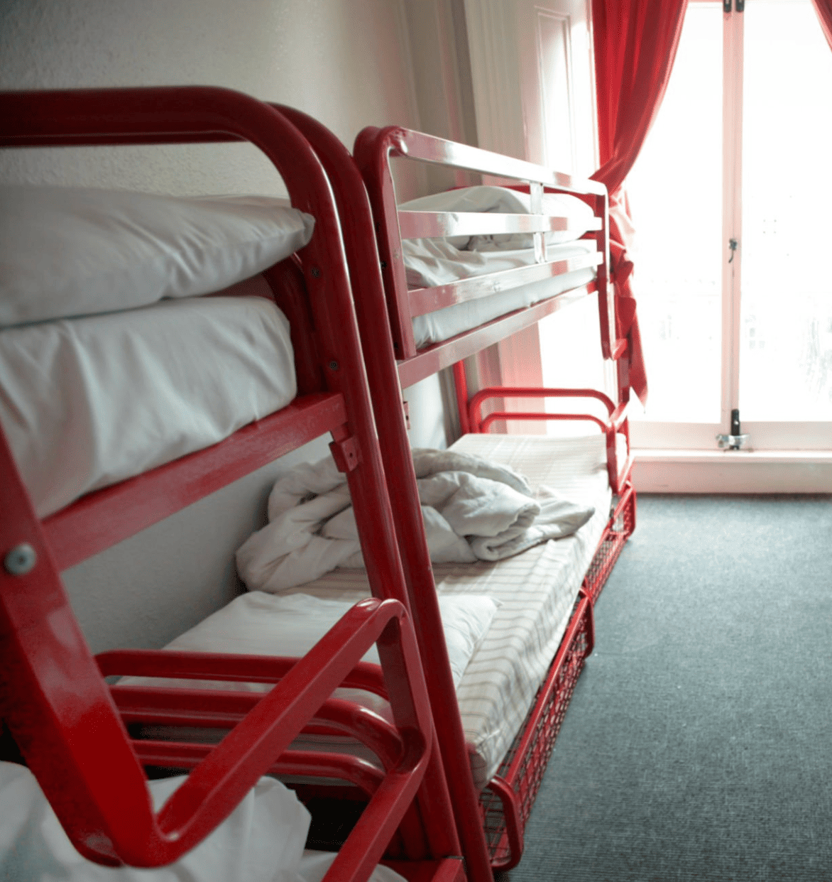 Time to Party! How to Keep Your Kid Safe During Spring Break